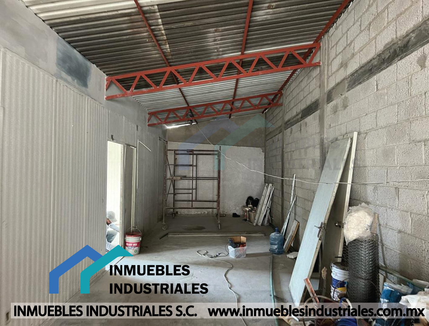 BODEGA EN TULTITLAN RENTA 800m² CON ANDEN DE CARGA Y PATIOS 1,100m² ...